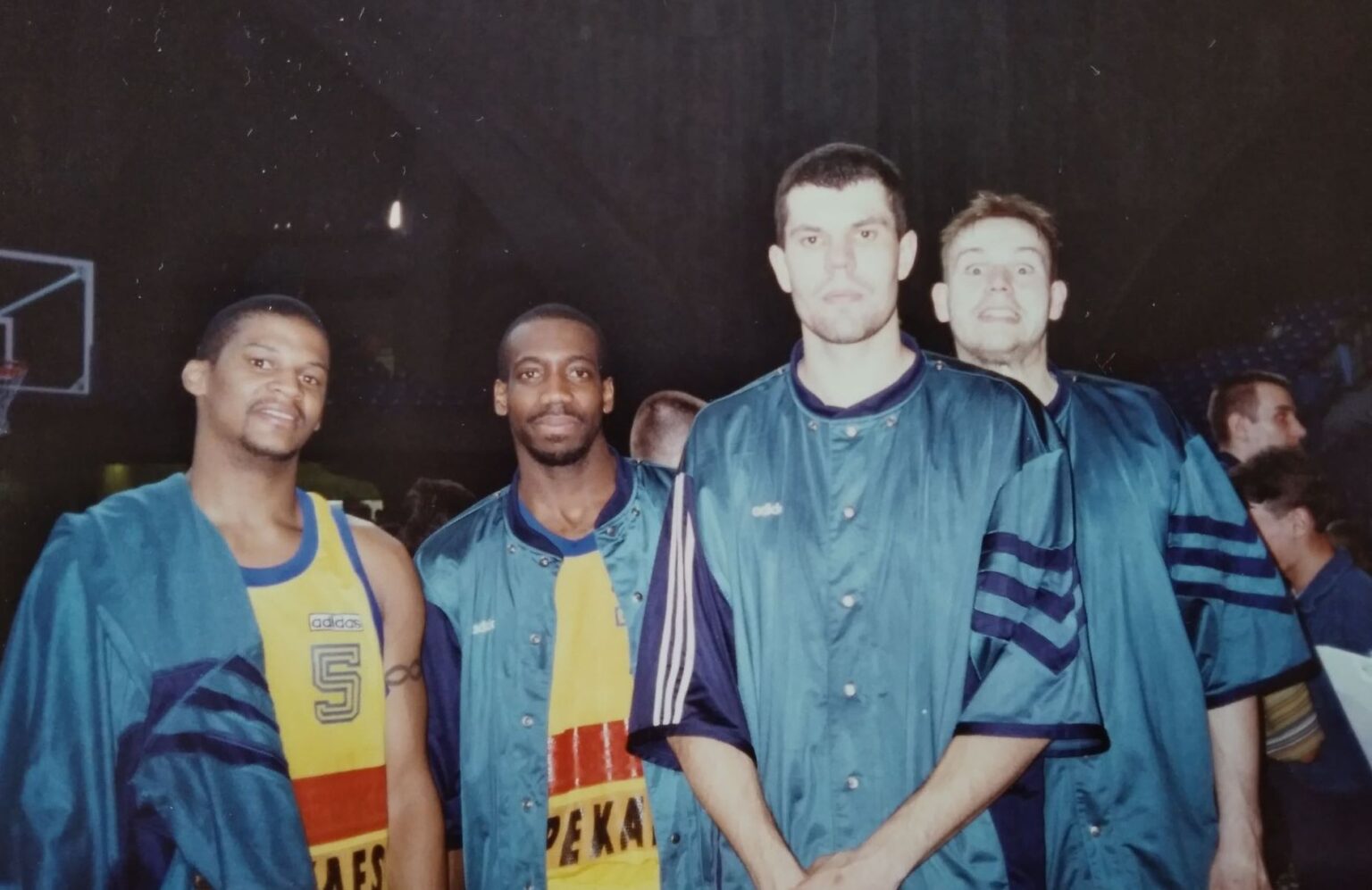 Wydamy książkę „Pruszków mistrz” Łukasza Ceglińskiego - Oficjalna ...